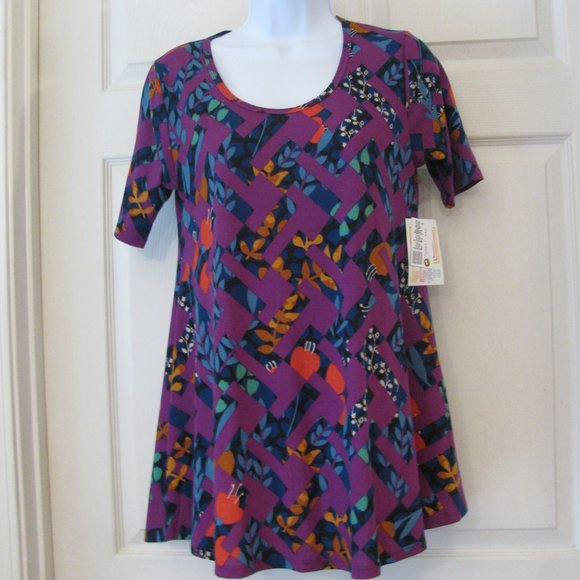 LuLaRoe | Tops | 25 Lularoe Perfect T Shirt Xxs Nwt 35 Purple Print ...